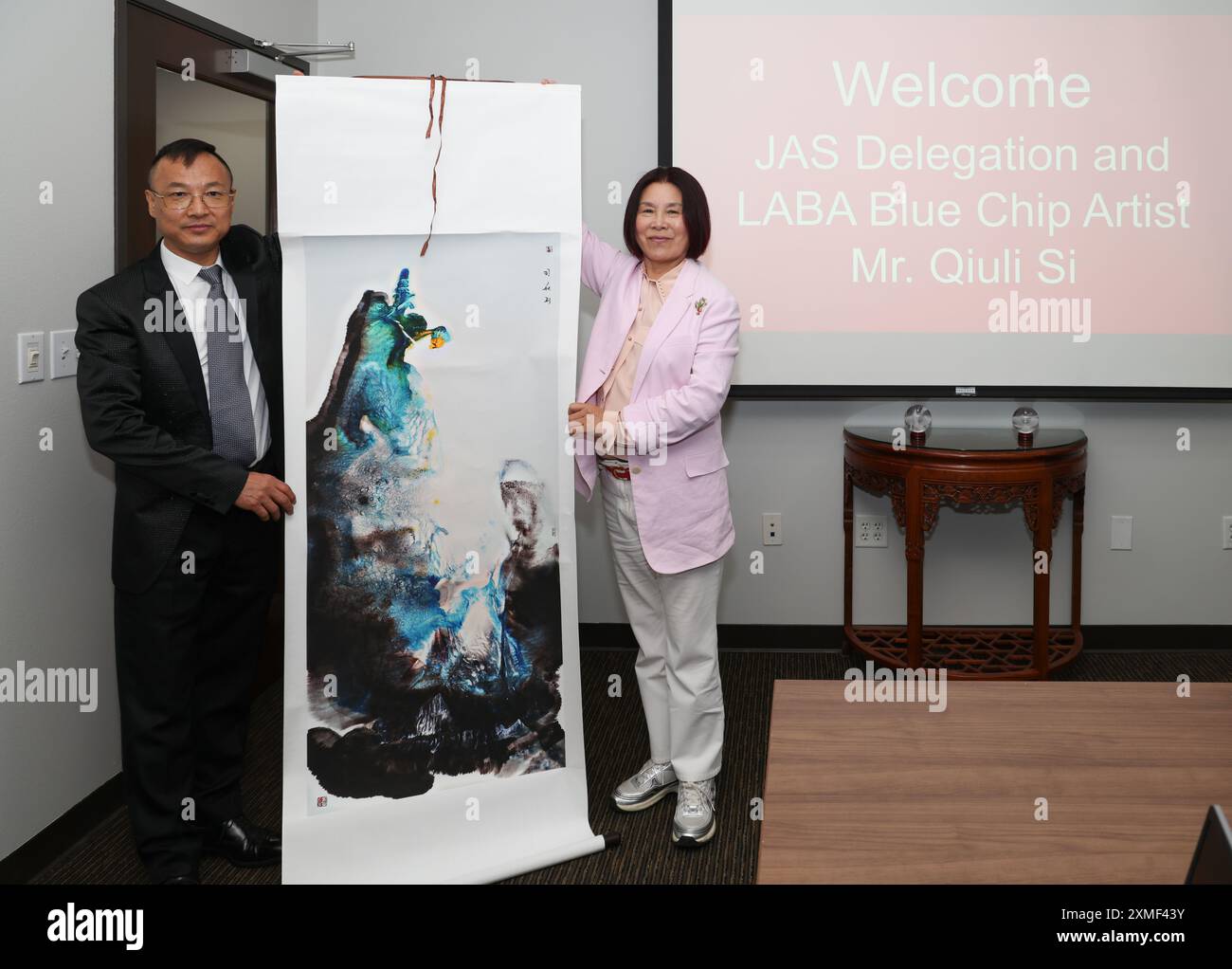 Mr qiuli si hi-res stock photography and images - Alamy