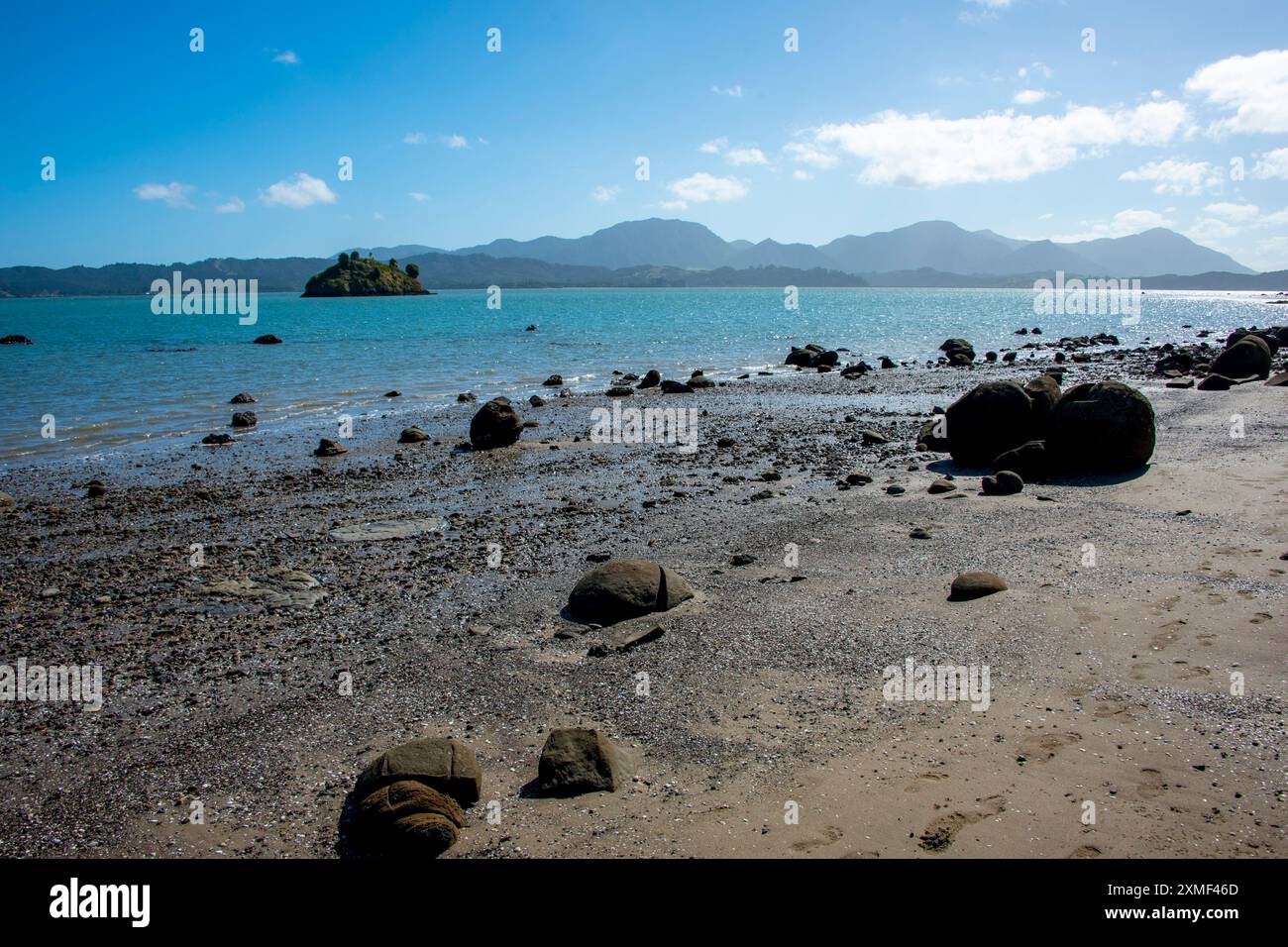 Koutu Boulders in Northland - New Zealand Stock Photo - Alamy