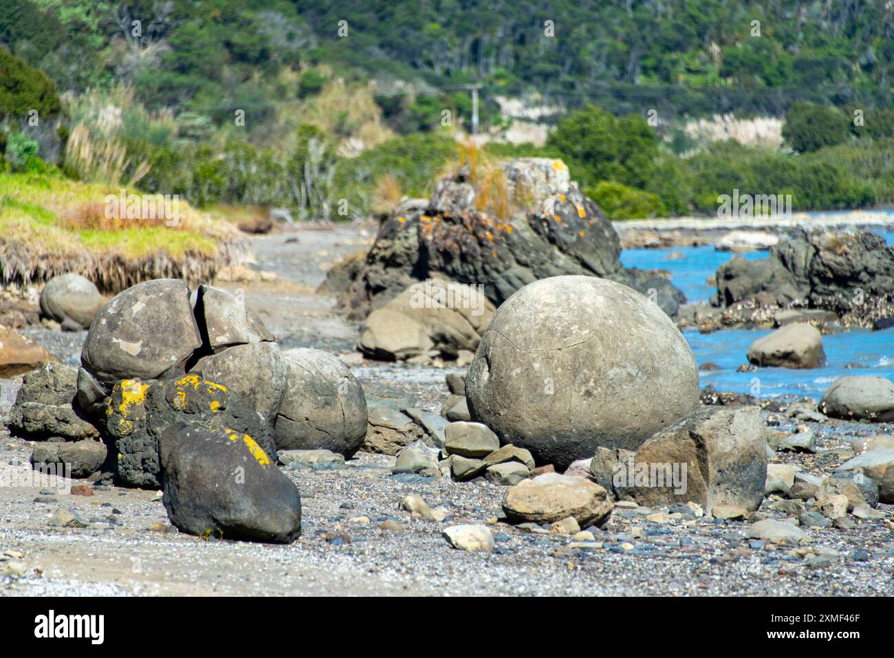 Koutu boulders beach hi-res stock photography and images - Alamy