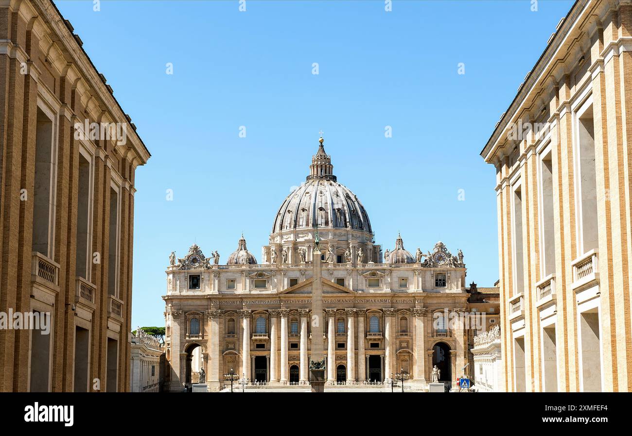 The Architectural Beauty of The Saint Peter’s Basilica (Basilica di San ...
