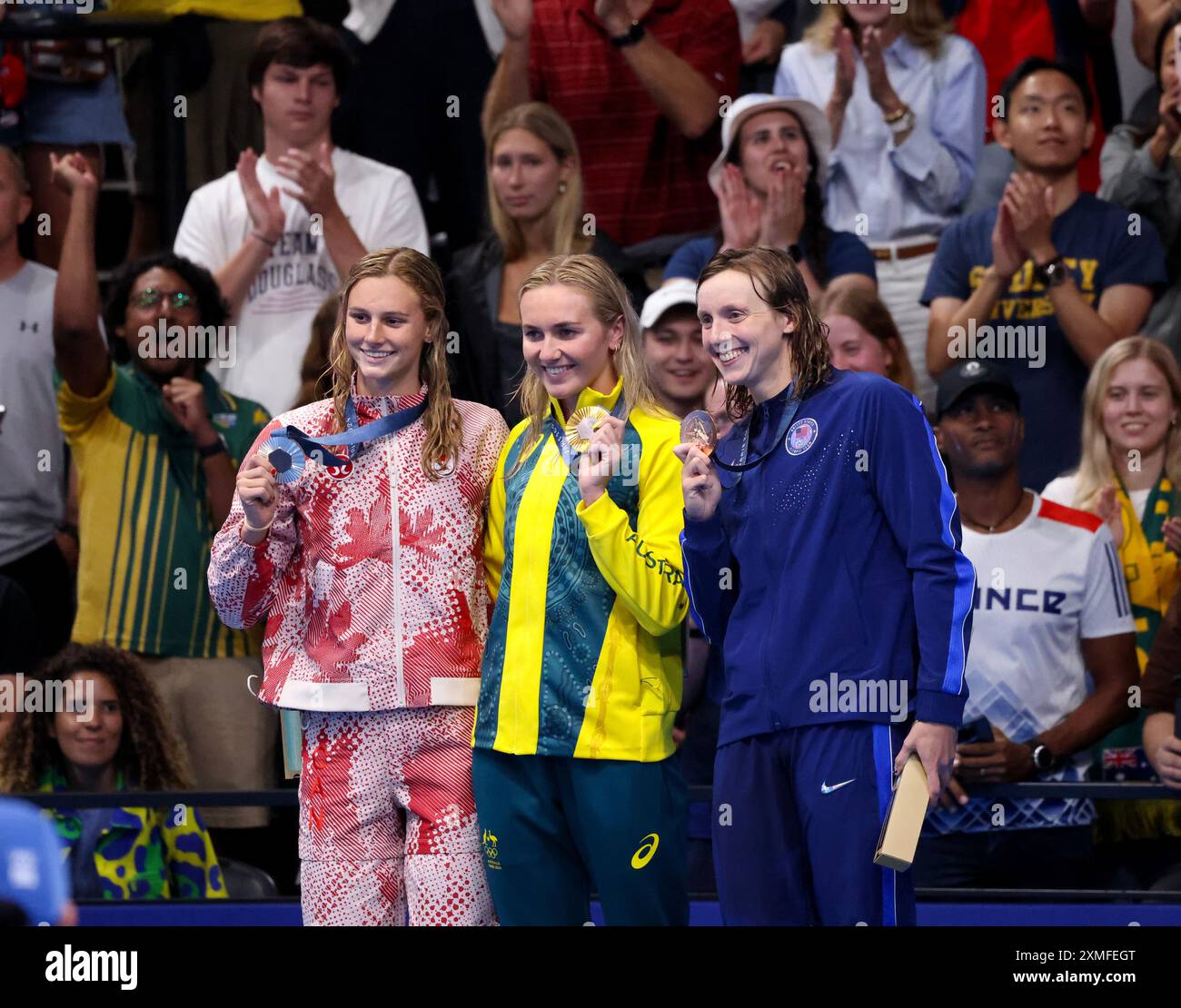 Paris, France. 27th July, 2024. Paris Olympics: Women's 400 Meter Freestyle Swimming Final, left ...
