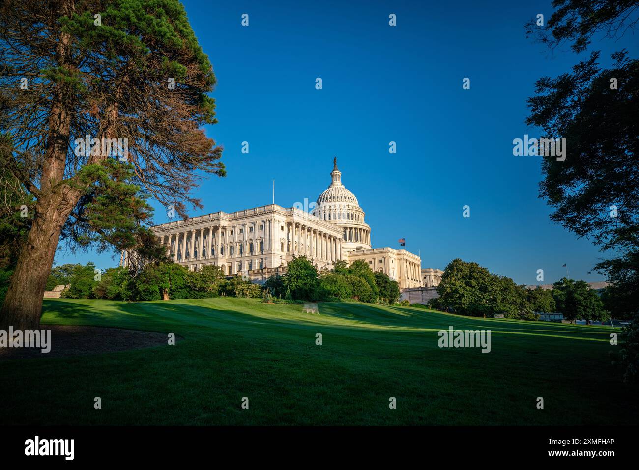 Washington monument west from capitol hi-res stock photography and ...