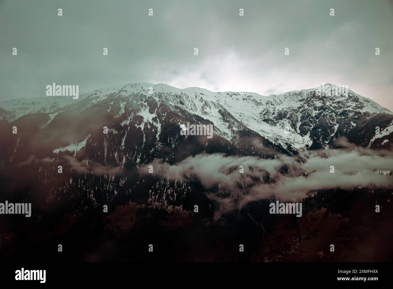 Mountain view in Manali. Himalayan Hills. Beautiful landscape. Mountain ...