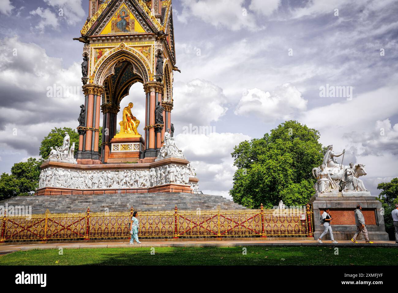 the Albert Memorial Statue, Kensington Gardens, London, England, United ...