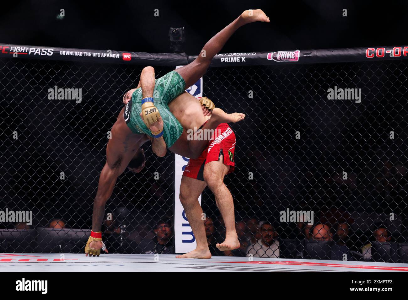 Leon Edwards and Belal Muhammad during the Welterweight title bout at ...