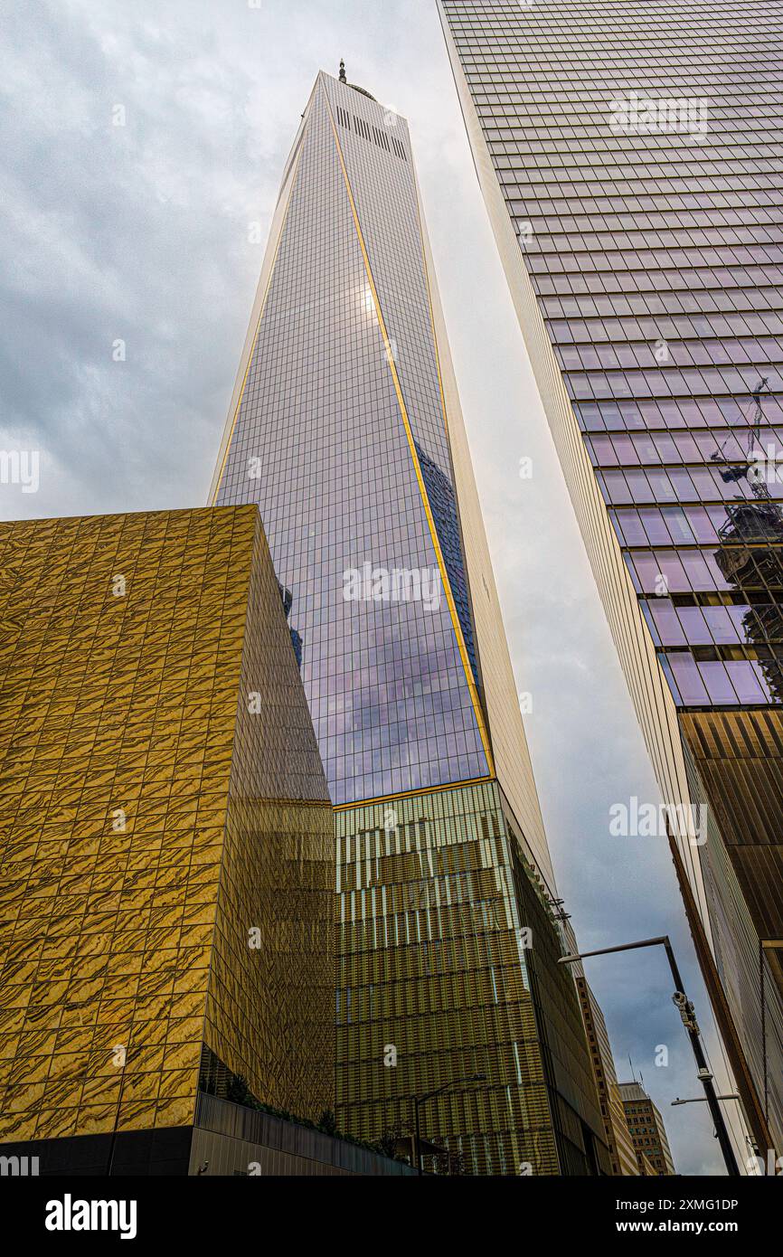 Manhattan skyline with WTC tower aka Freedom Tower Stock Photo - Alamy
