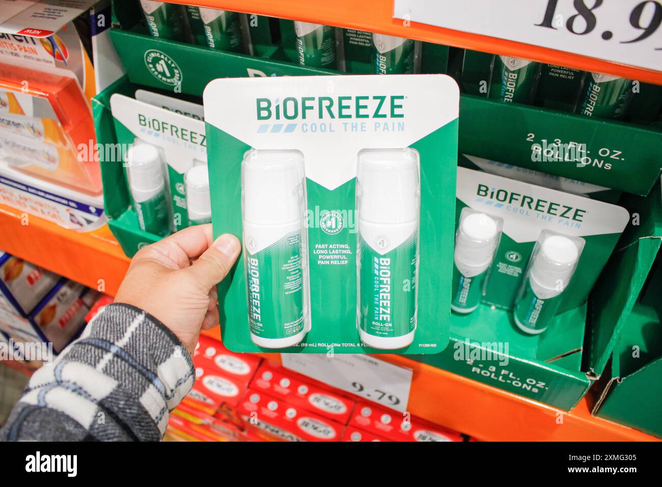 Biofreeze hi-res stock photography and images - Alamy