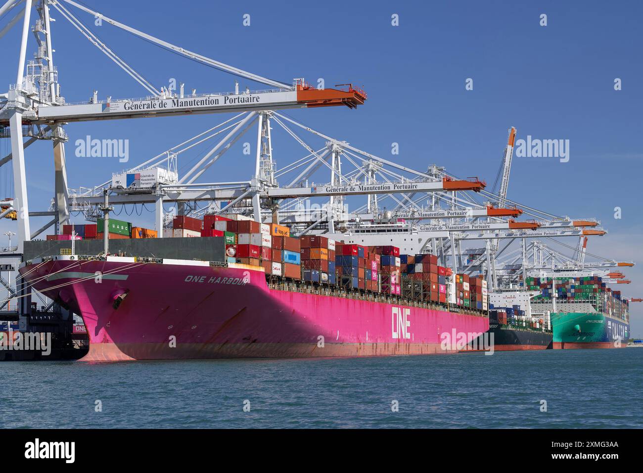 Le Havre, France - View on the container ship ONE HARBOUR alongside at ...