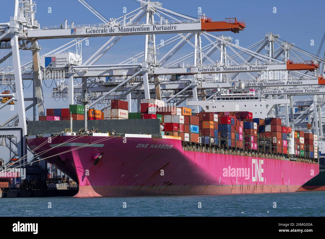 Le Havre, France - View on the container ship ONE HARBOUR alongside at ...