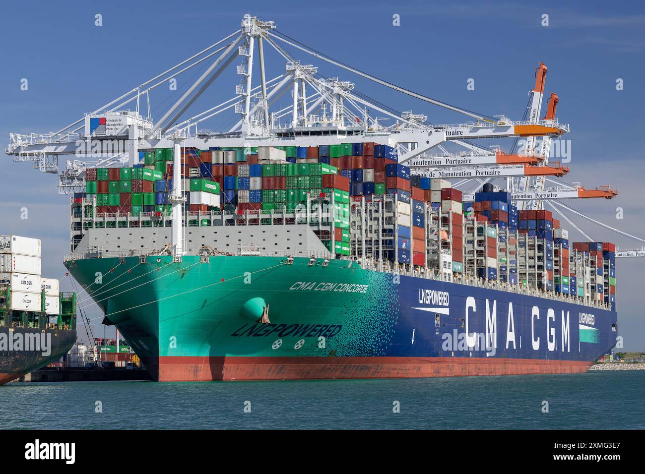 Le Havre, France - View on the container ship CMA CGM CONCORDE ... Le Havre, France - View on the container ship CMA CGM CONCORDE ...