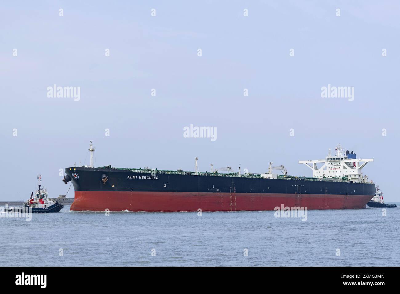 Le Havre, France - View on the oil tanker ALMI HERCULES arriving port ...