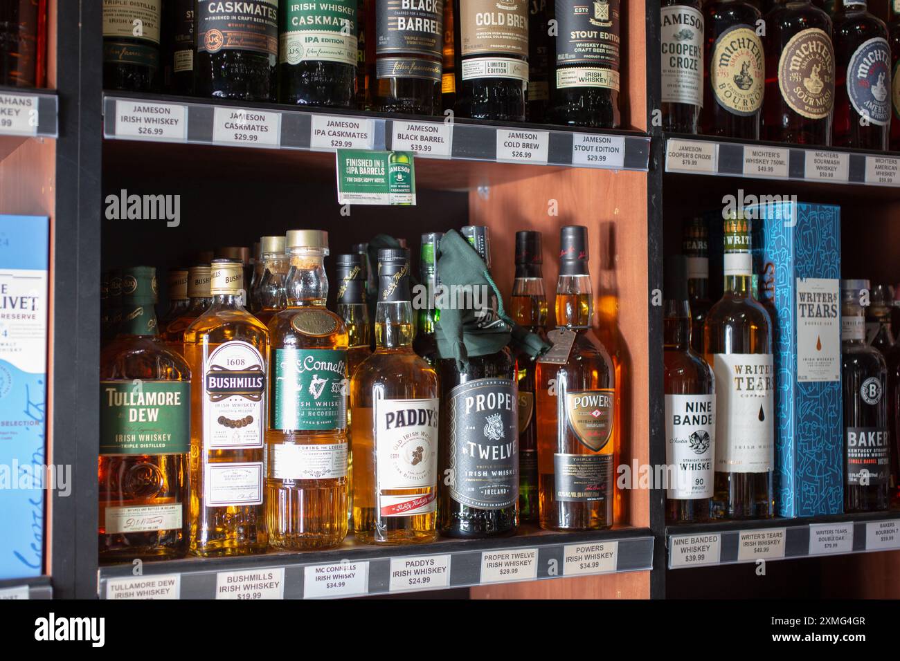 Liquor store los angeles california hi-res stock photography and images ...