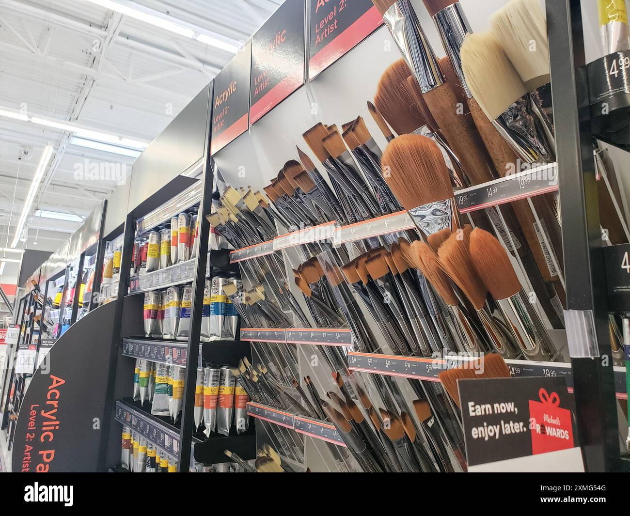 Paintbrush display hi-res stock photography and images - Alamy
