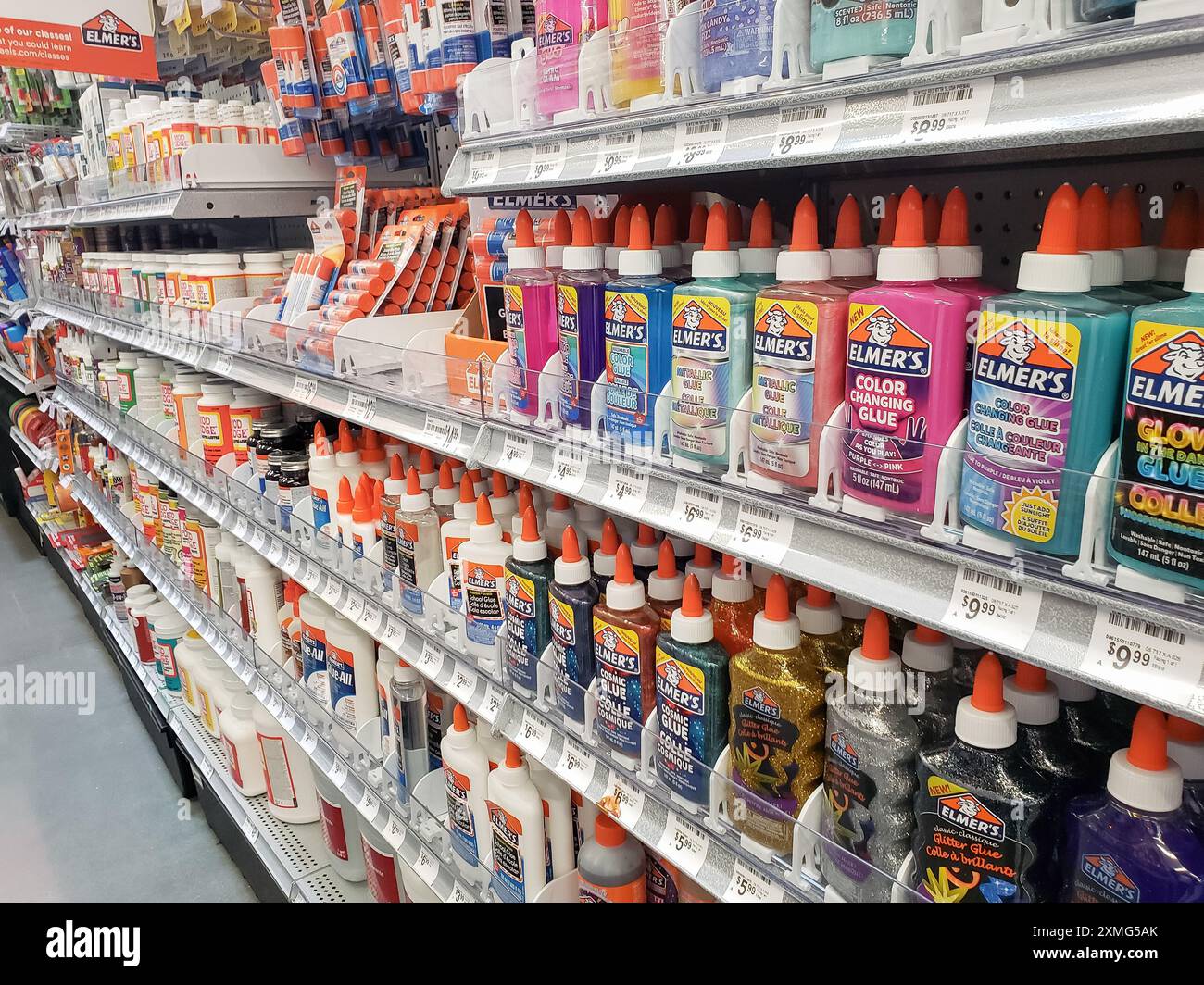 Elmers house hi-res stock photography and images - Alamy