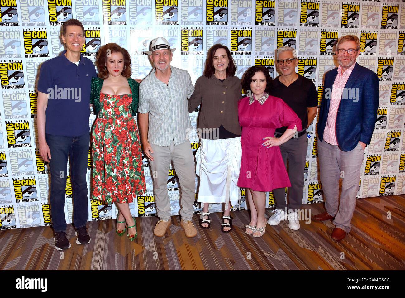 Steve Callaghan, Jennifer Tilly, Mike Henry, Kara Vallow, Alex Borstein ...