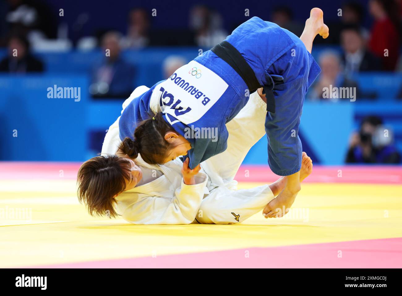 Paris, France. 27th July, 2024. (L-R) Natsumi Tsunoda (JPN), Baasankhuu Bavuudorj (MGL) Judo ...