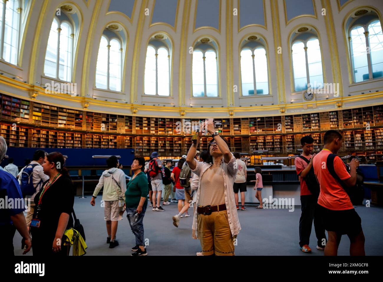 Tourist visit British Museum in central London Stock Photo - Alamy