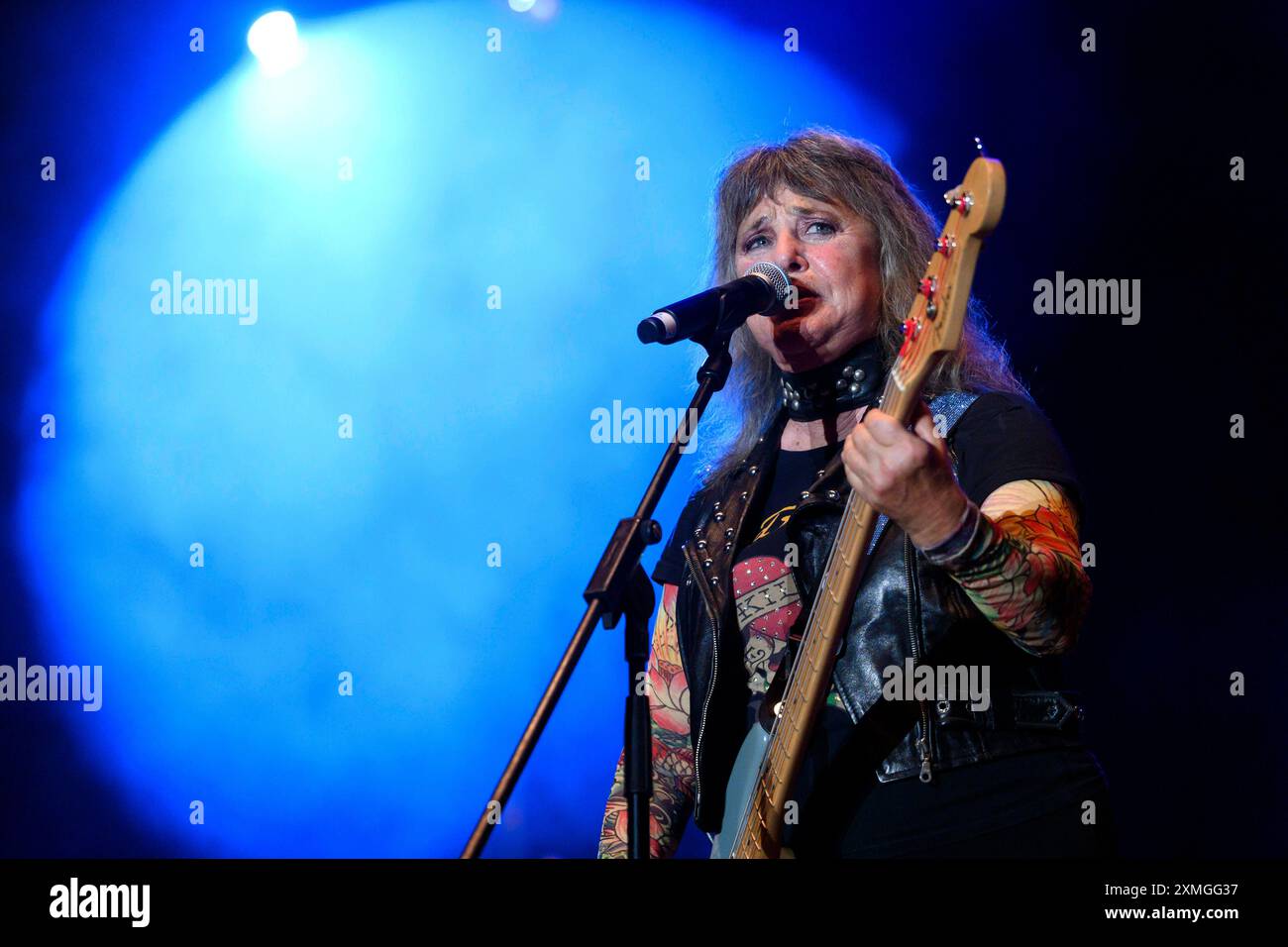 Sängerin Suzi Quatro bei ihrem Auftritt im Rahmen des Festival Lieder ...