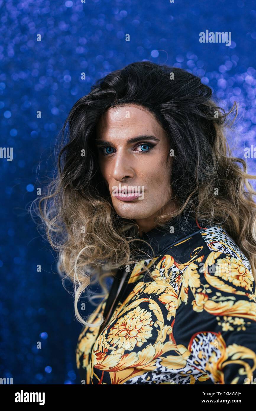 Confident drag queen with striking stare Stock Photo - Alamy