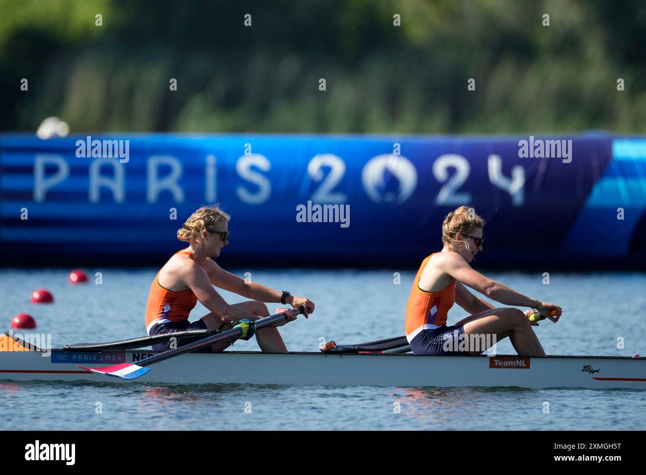 New Zealand's Kate Haines and Alana Sherman compete in the women's ...
