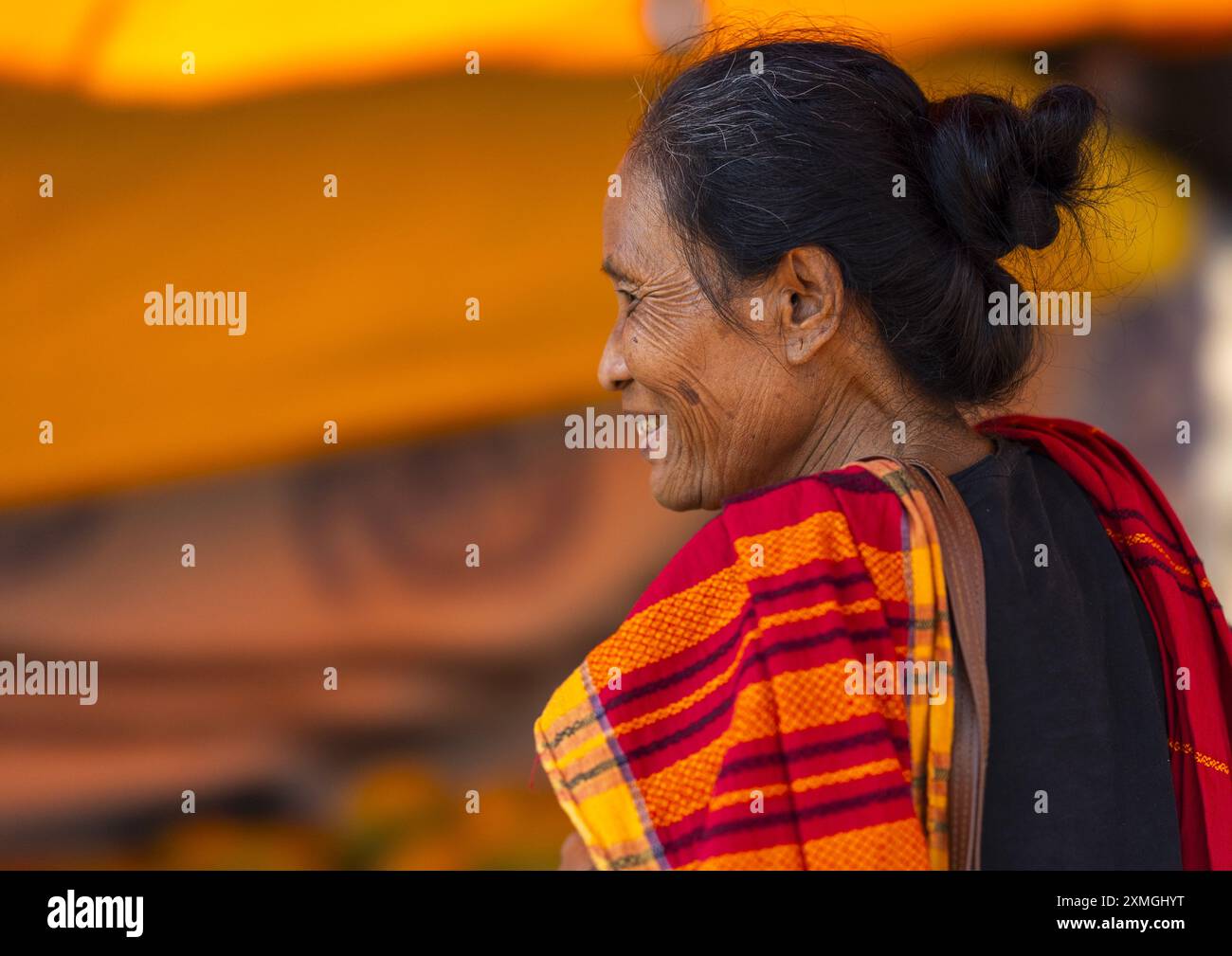 Chakma woman hi-res stock photography and images - Alamy