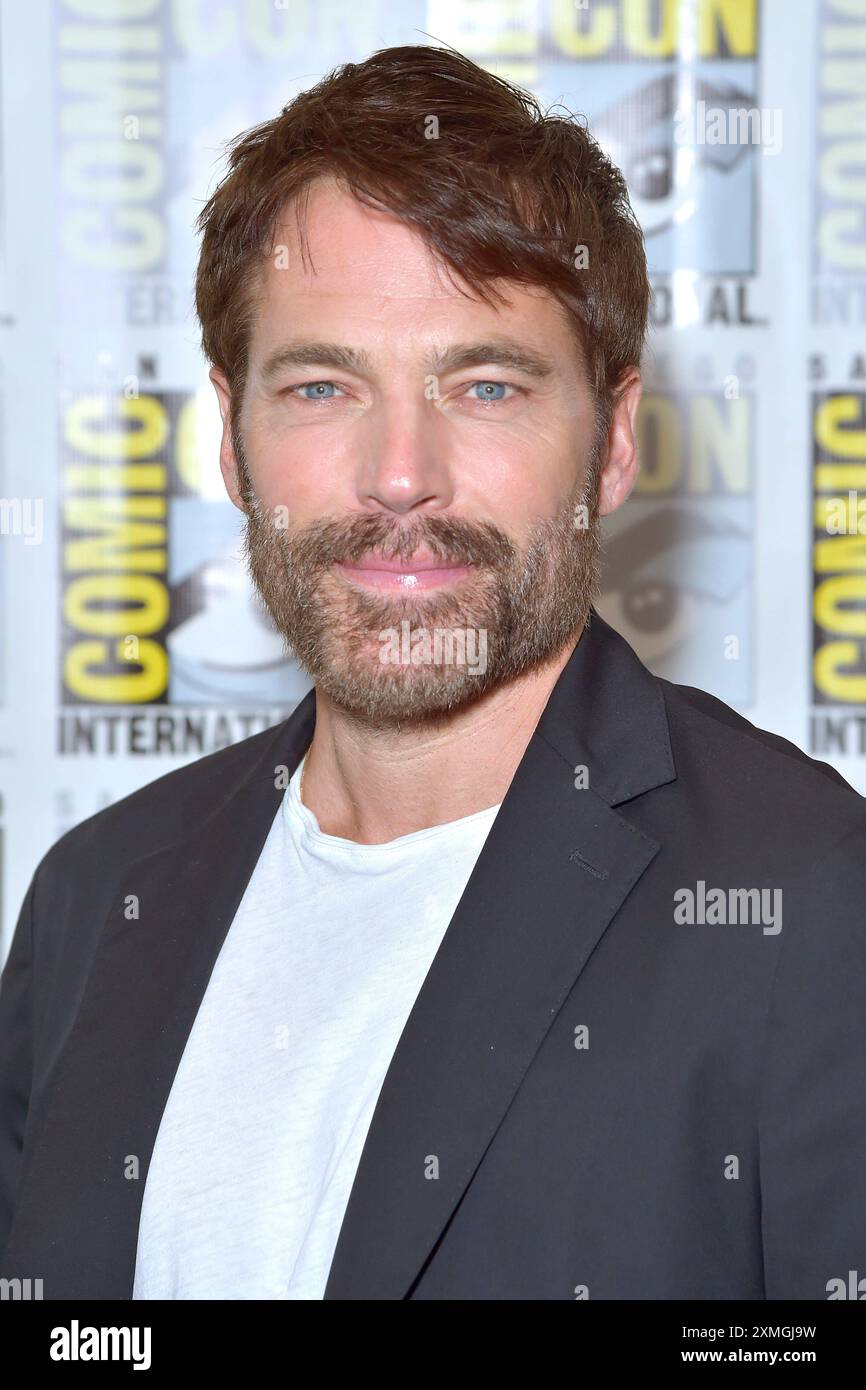 Tim Rozon beim Photocall zu Tubi Fernsehfilm Wynonna Earp: Vengeance ...