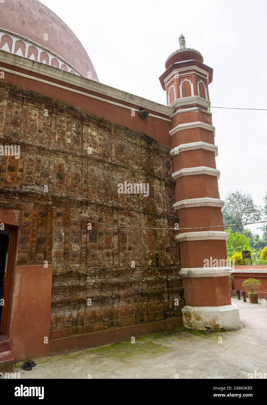 Atia mosque minaret, Dhaka Division, Delduar, Bangladesh Stock Photo ...