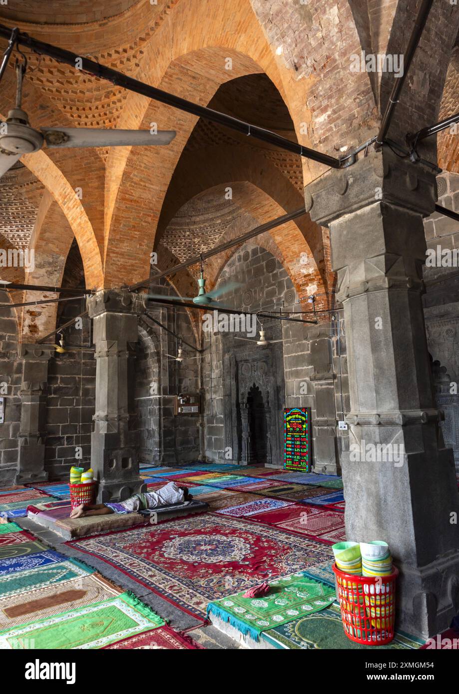 Kusumba mosque, Naogaon District, Manda Upazila, Bangladesh Stock Photo ...