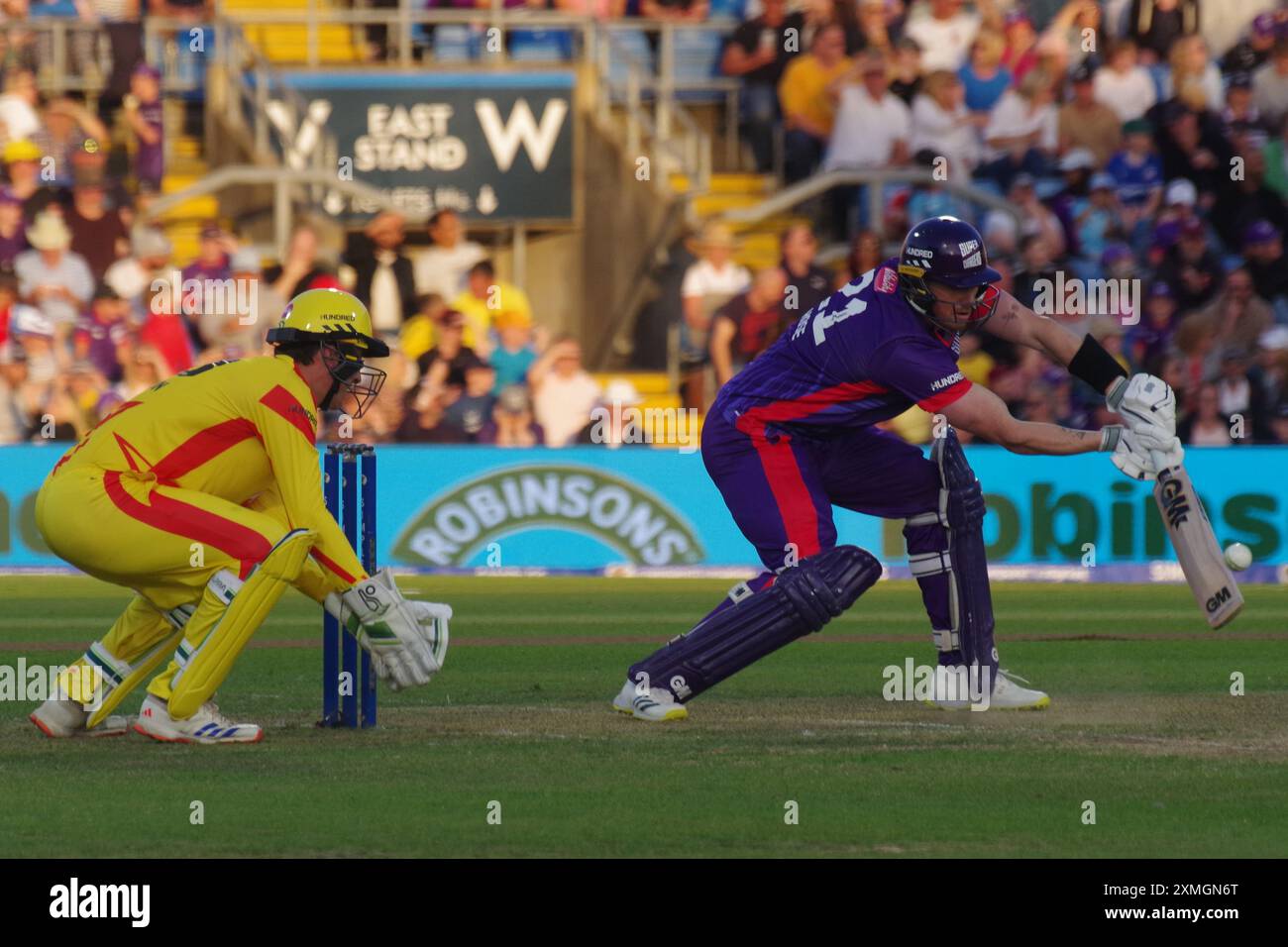 Leeds, 26 July 2024. Adam Hose batting for Northern Superchargers men ...