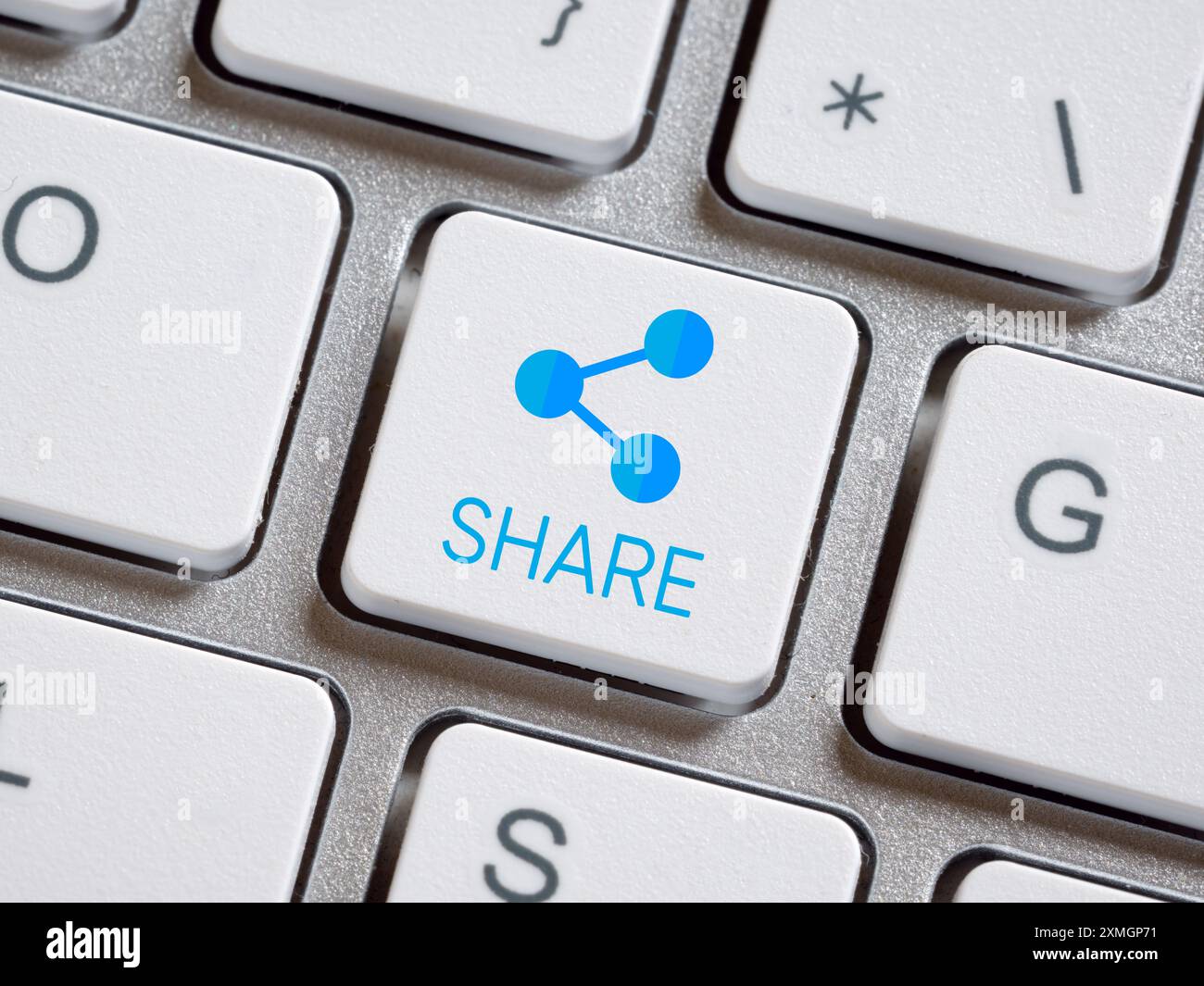 Share sharing connection social hi-res stock photography and images - Alamy