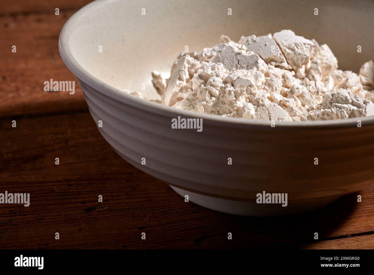 White wheat flour hi-res stock photography and images - Alamy