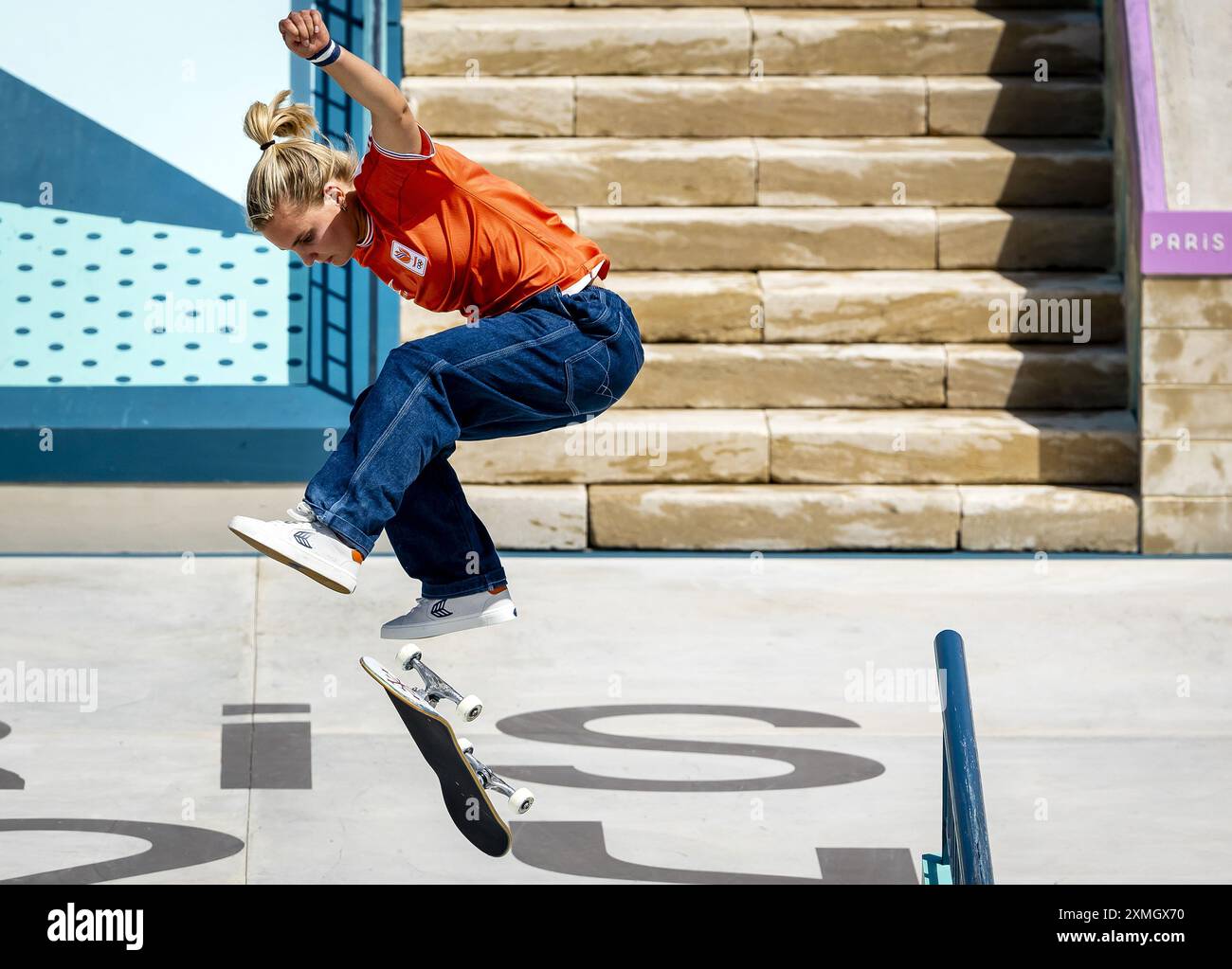 PARIS - Skateboarder Roos Zwetsloot in action during the street section ...