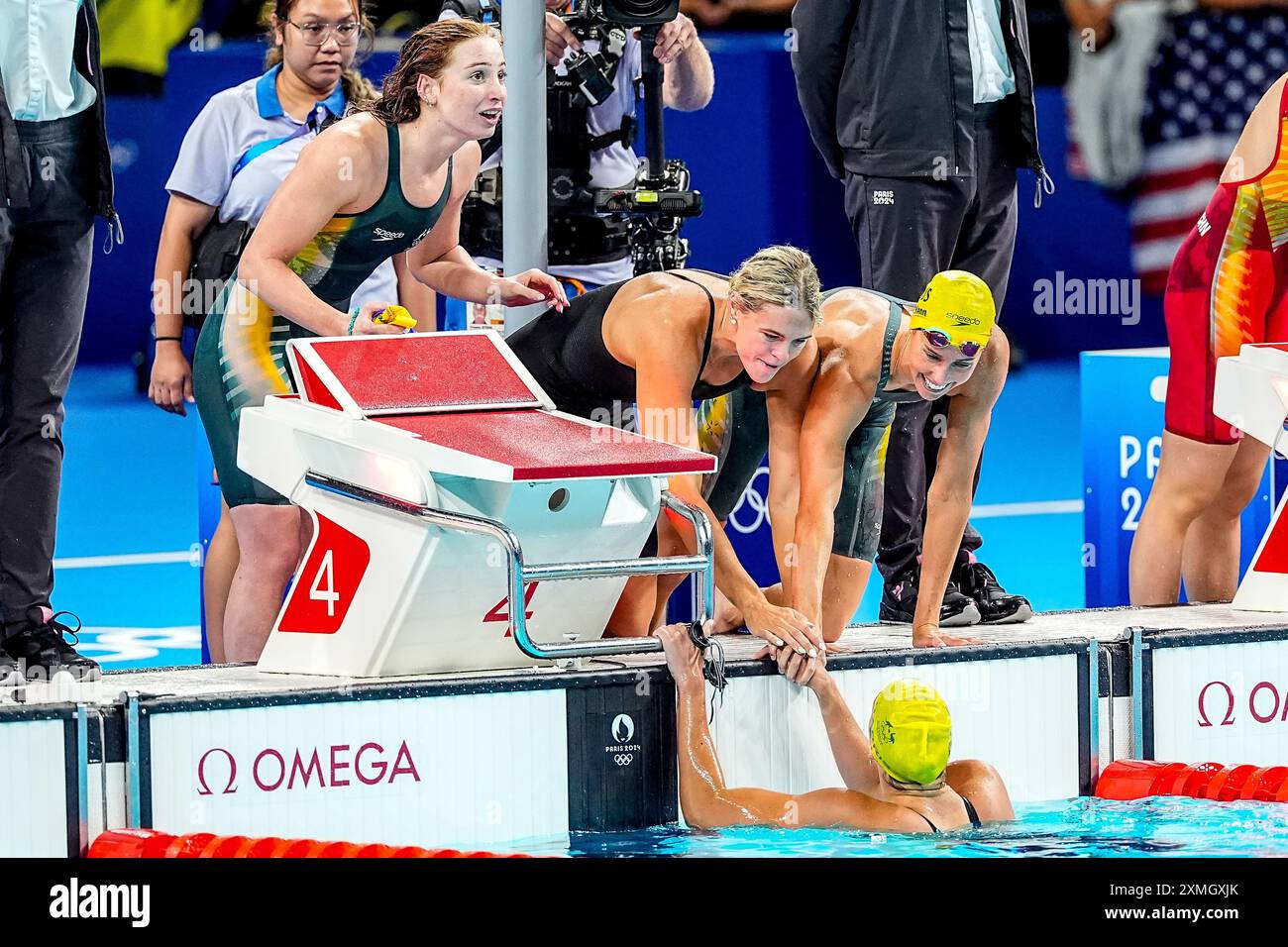 Womens 4 x 100m freestyle relay hi-res stock photography and images - Alamy