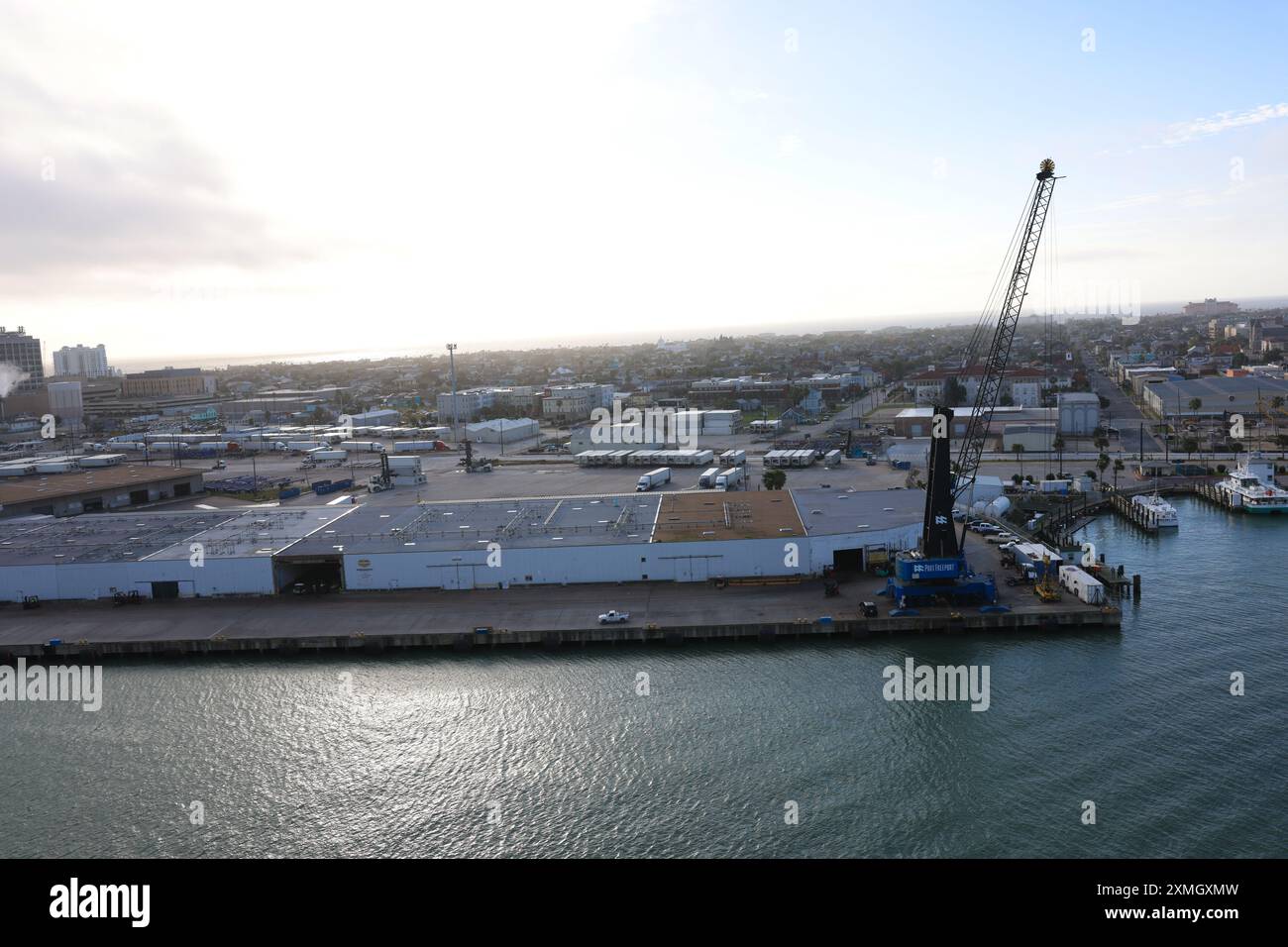 Port of galveston cruise terminal hi-res stock photography and images ...