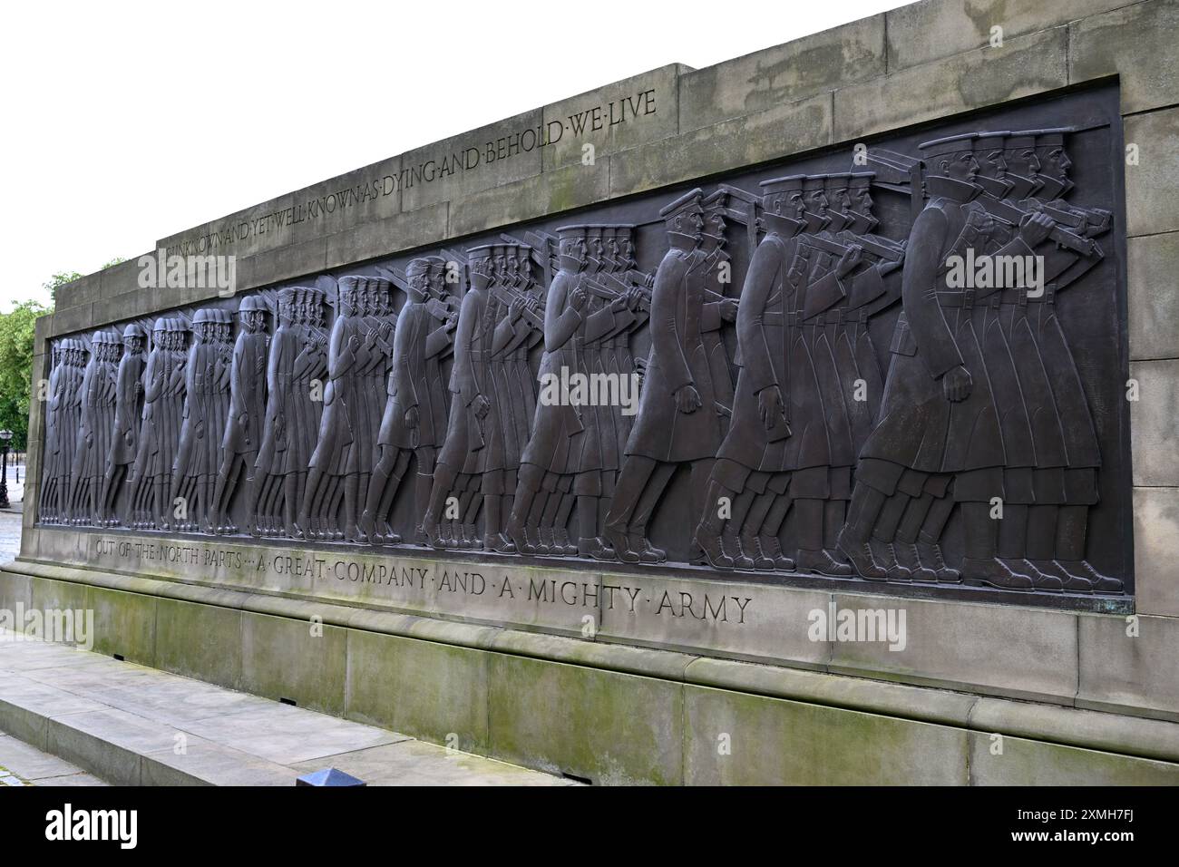 Liverpool War Memorial Stock Photo - Alamy