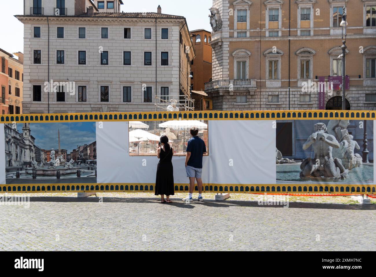 Restoration of the moor fountain hi-res stock photography and images ...