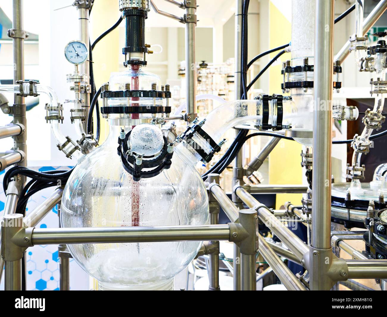 Universal synthesis plant based on a glass reactor Stock Photo - Alamy