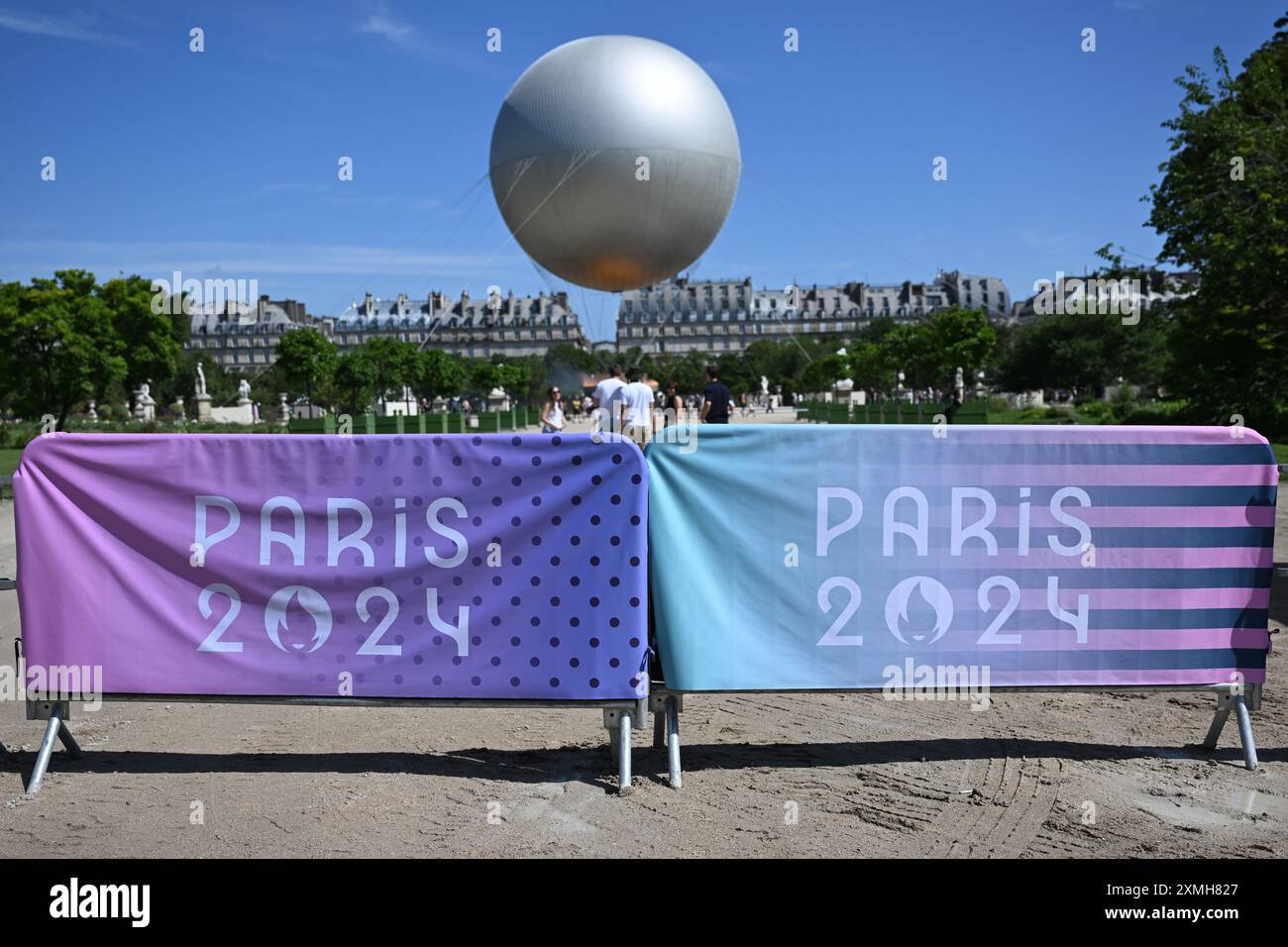 Paris, France. 28th July, 2024. Olympia, Paris 2024, the balloon ...