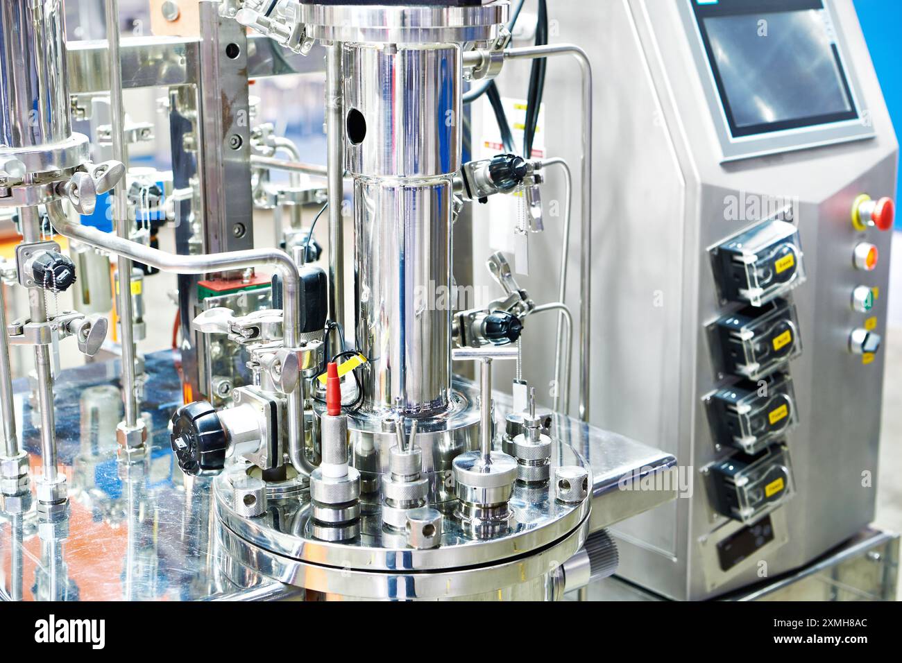 Bioreactor tank hi-res stock photography and images - Alamy