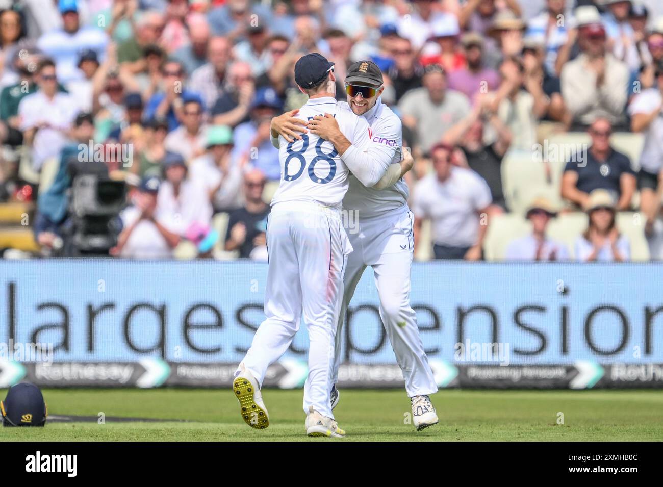 Joe root test catch hi-res stock photography and images - Alamy