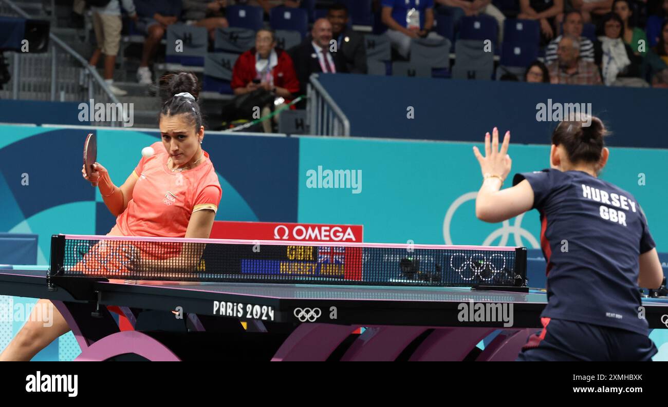 Anna hursey paris 2024 hi-res stock photography and images - Alamy