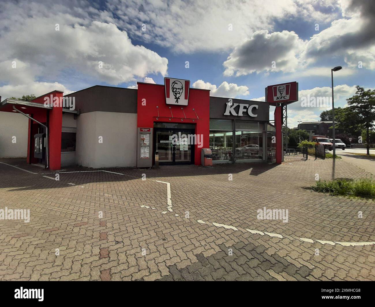 Kfc food app hi-res stock photography and images - Alamy