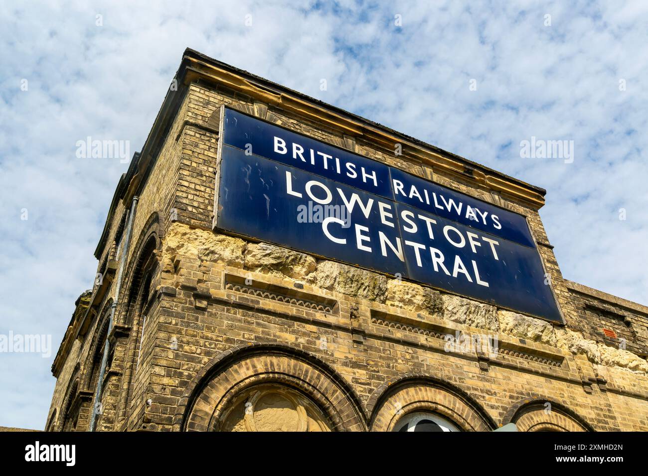 Lowestoft railway station sign hi-res stock photography and images - Alamy