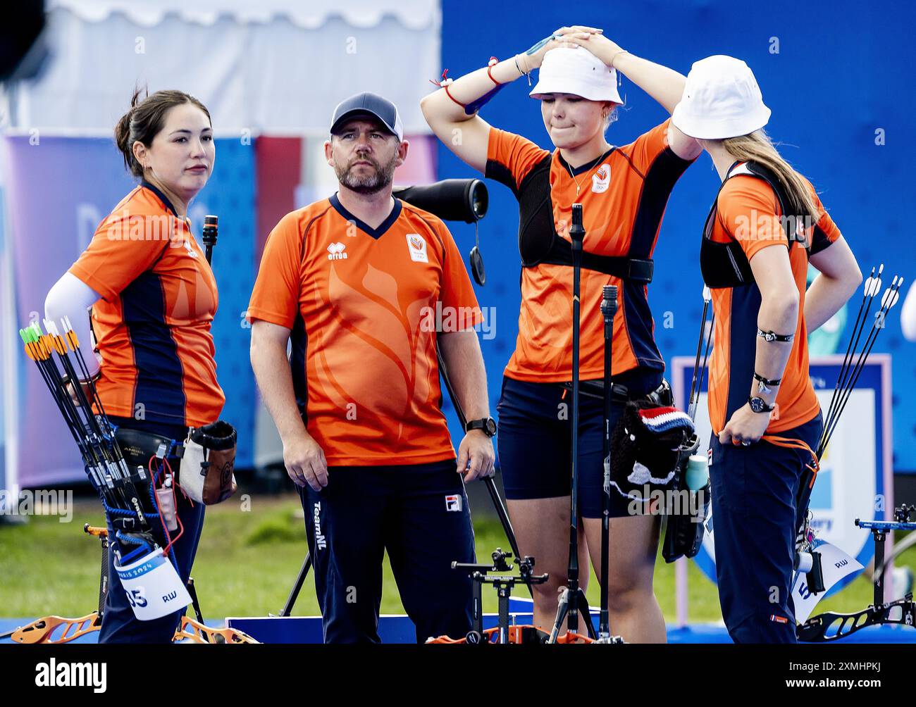 PARIS - The archers Gaby Schloesser, Laura van der Winkel and Quinty ...