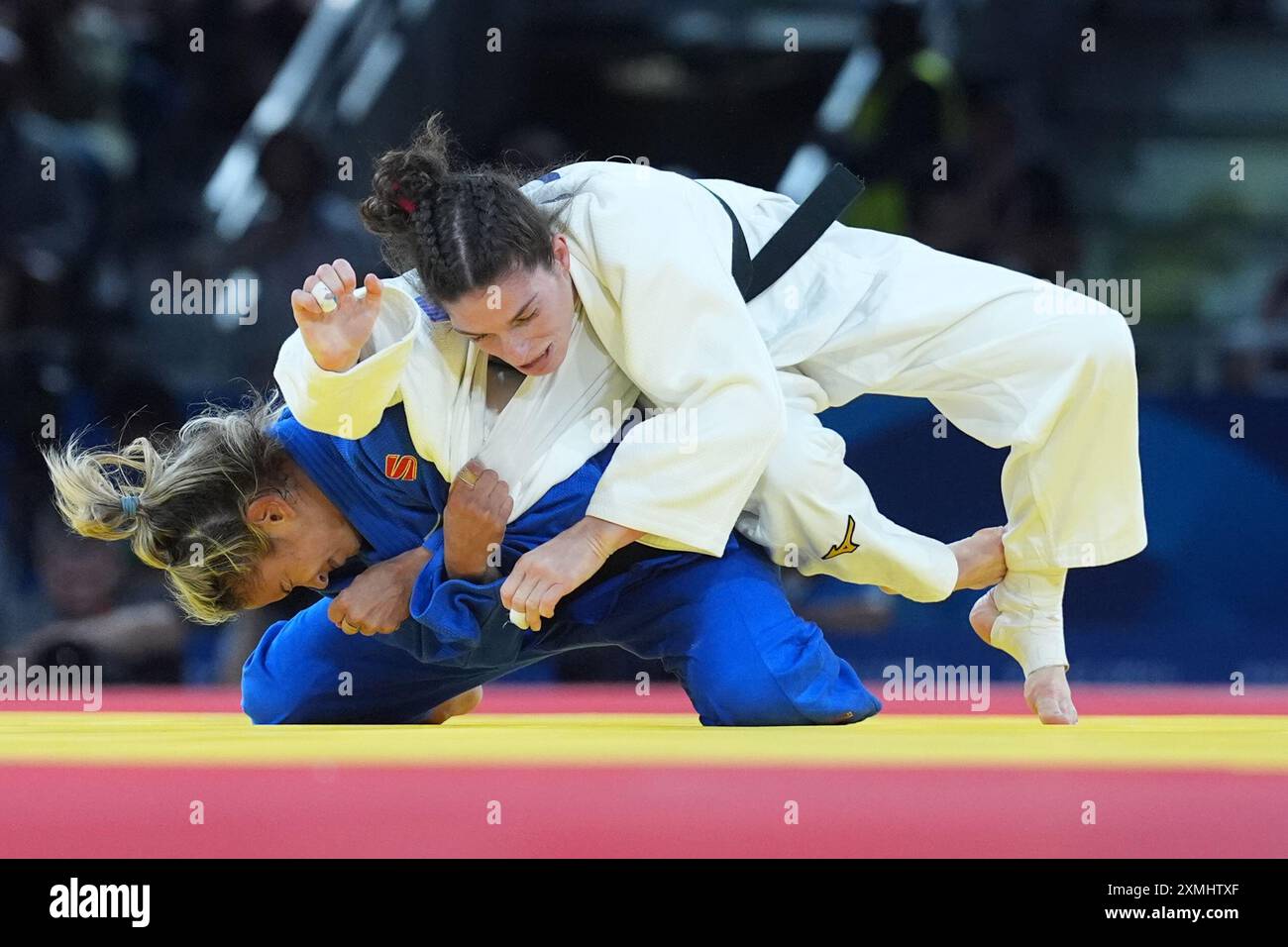 28 July 2024, France, Paris: Olympia, Paris 2024, judo, hope round ...
