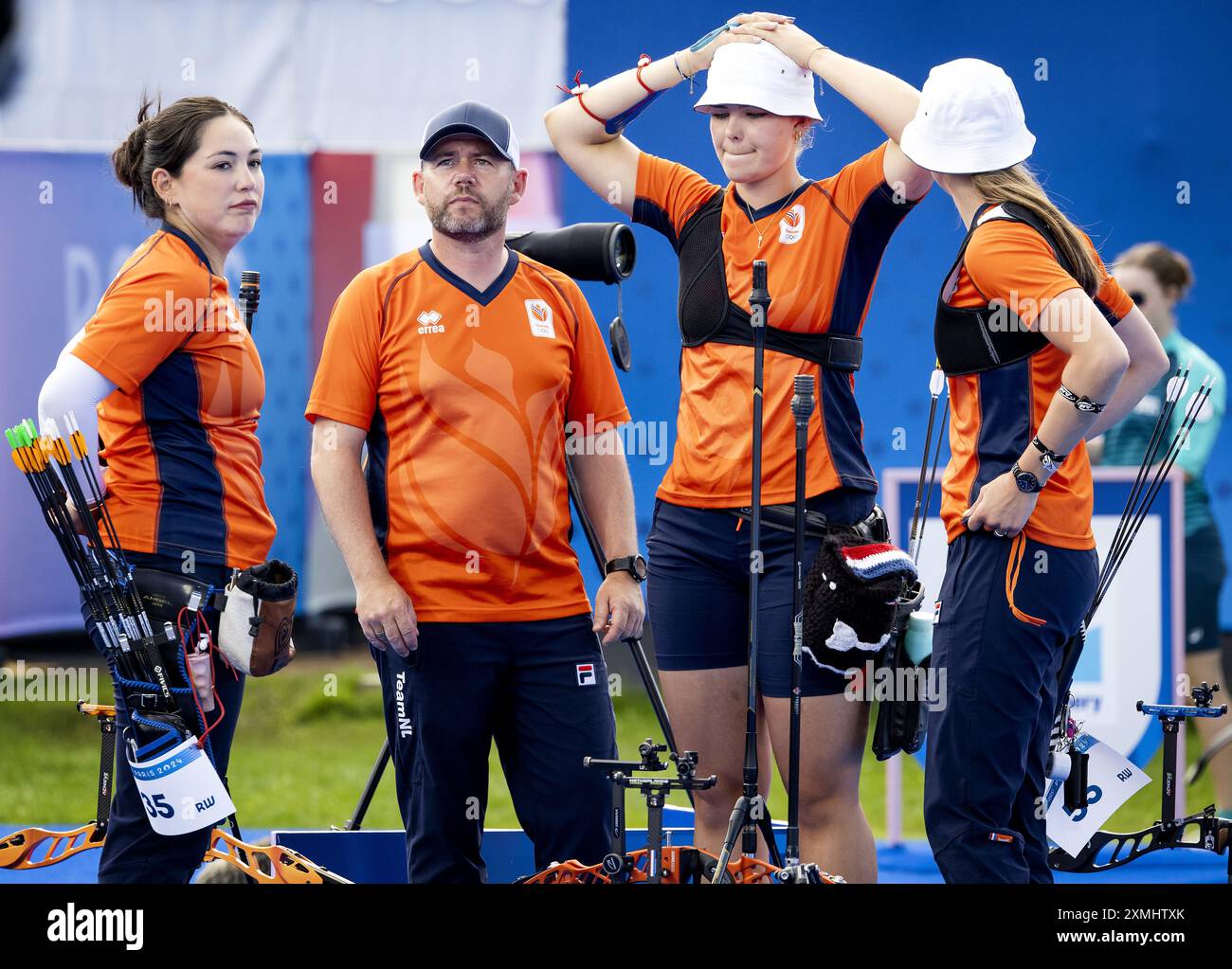 PARIS - The archers Gaby Schloesser, Laura van der Winkel and Quinty ...