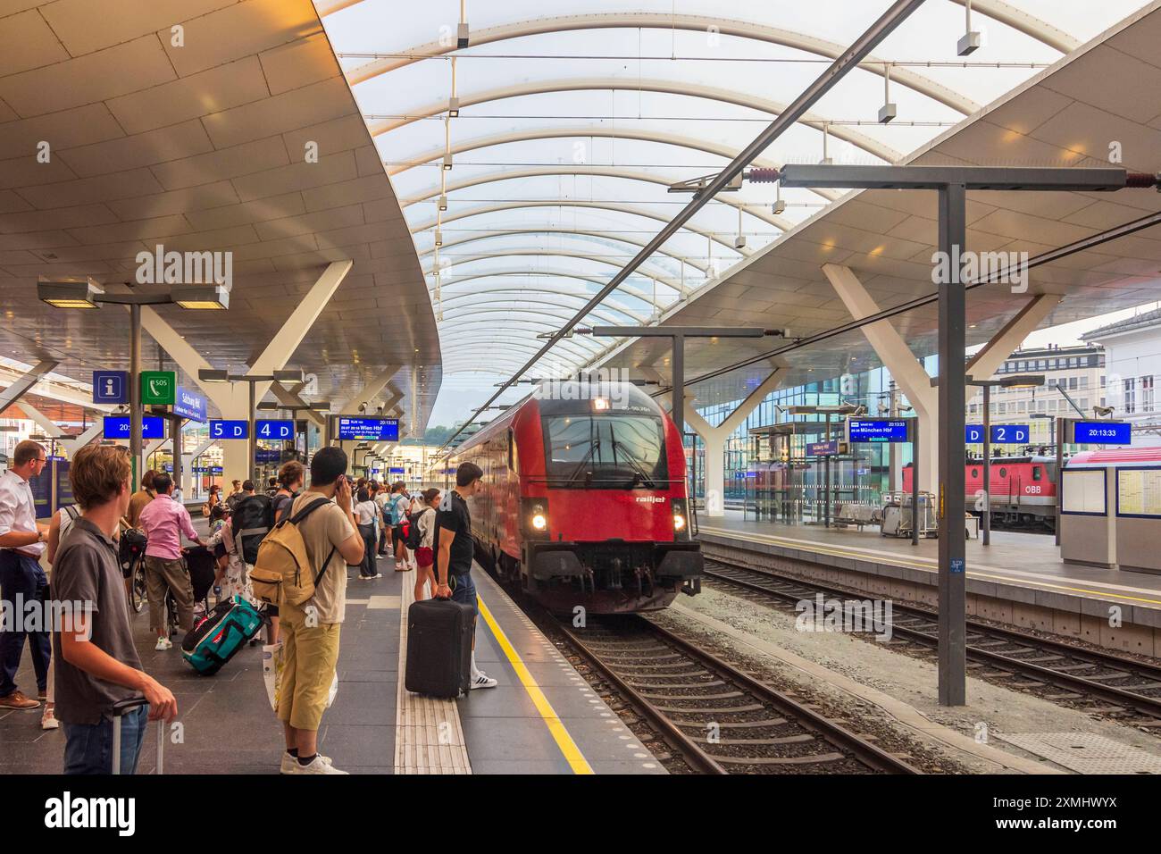 Salzburg Hauptbahnhof railway station, Railjet train of ÖBB Salzburg ...