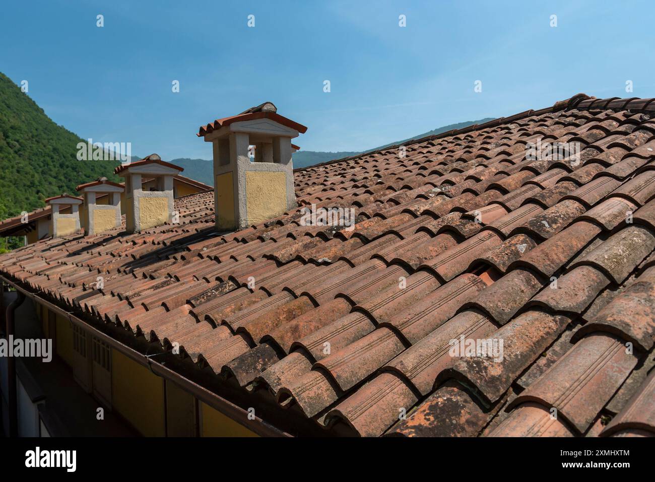 Traditional italian chimneys hi-res stock photography and images - Alamy