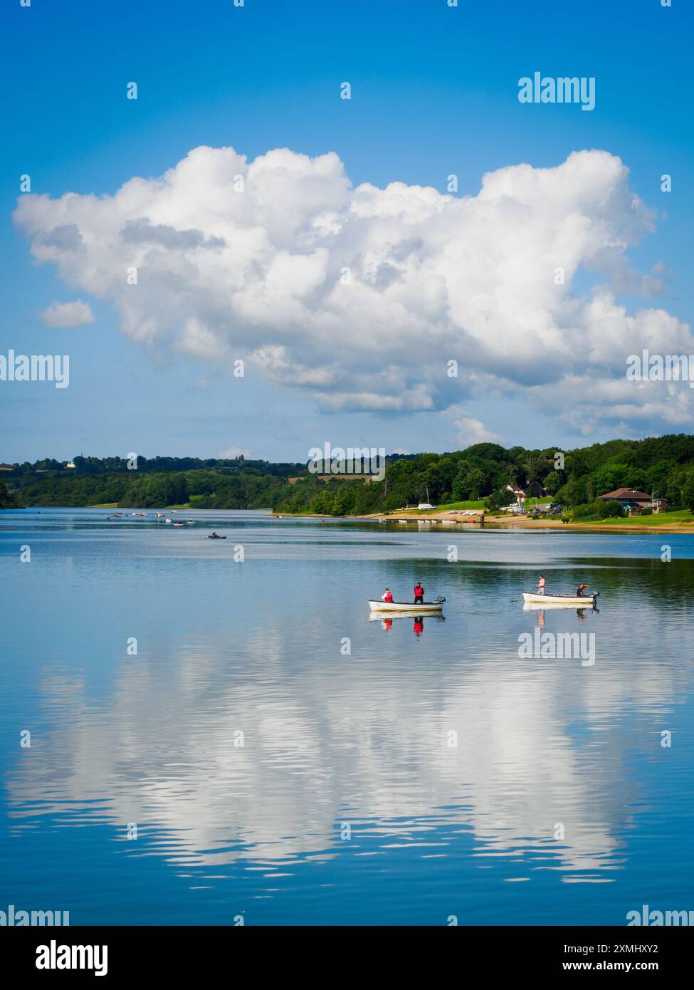 Fishing on Bewl Water Stock Photo - Alamy