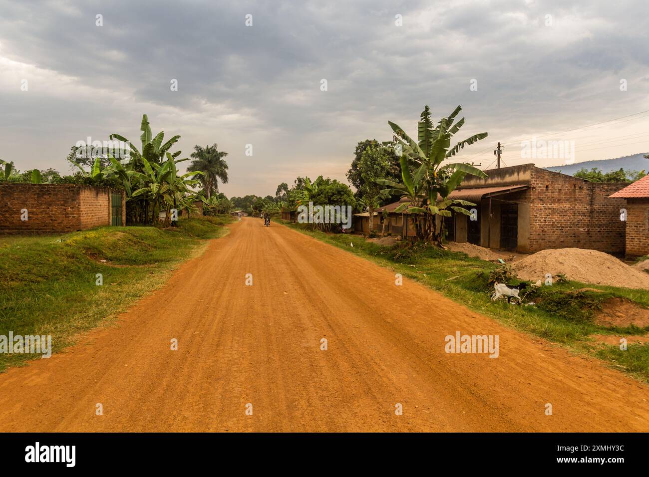 Road in Budadiri village, eastern Uganda Stock Photo - Alamy